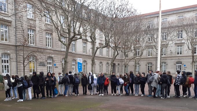 Sortie des 3A et 3C au CHRD - Actualités - Collège du Val d'Argent